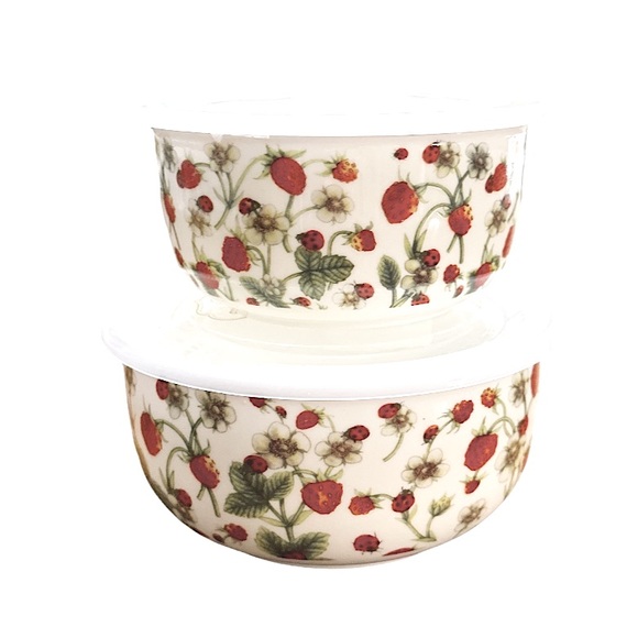 Grace Pantry | Kitchen | New Grace Pantry Strawberry Design Set2 Vented ...